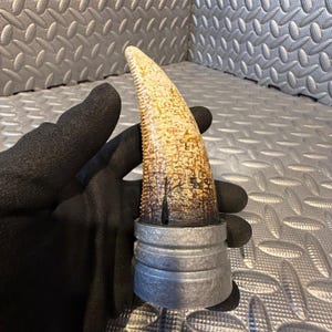 Rancor Tooth Lightsaber Pommel (galaxy's Edge Savi's Workshop and Lgt ...