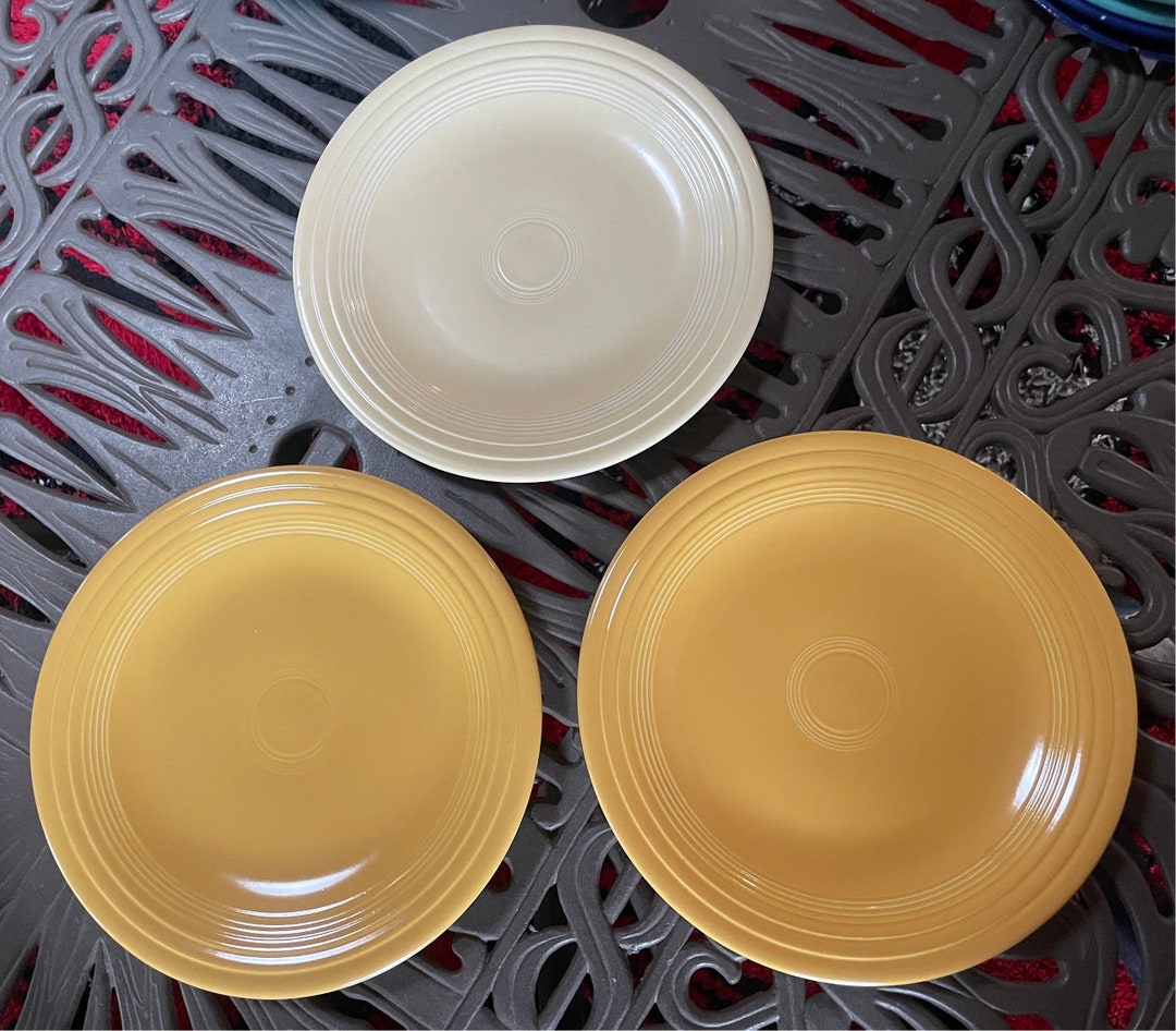 Vintage Fiestaware Sunflower Yellow & Ivory Dinner Plate Lot (qty 3 ...
