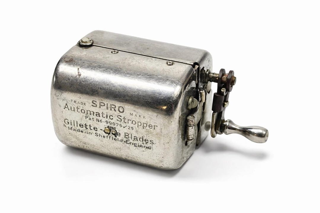 Antique Spiro Automatic Razor Blade Stropper – John Watts Sheffield ...