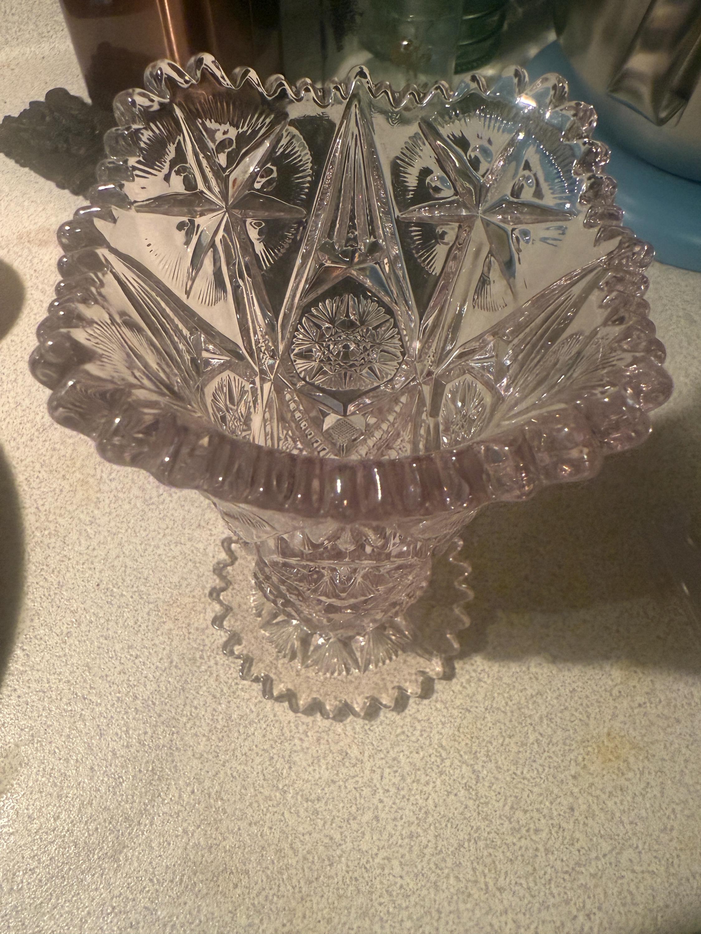 Antique EAPG YUTEC (OHM) Mckee/jeanette Clear Glass Footed Vase ...