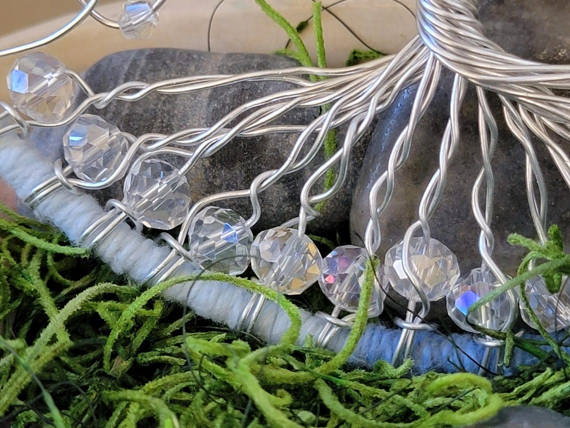 Winter Theme Wire Wrapped Tree, Frosty Landscape Wall Decor, Indoor ...