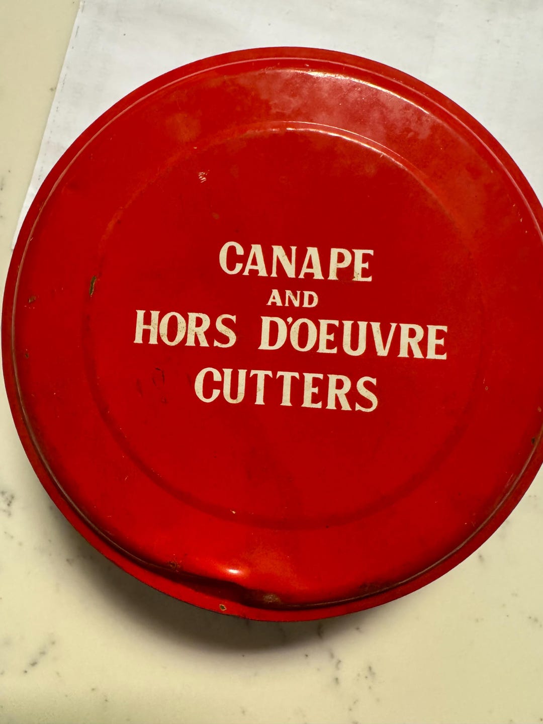 Vintage Red & White Tin Round Canape and Hors D'oeuvre Cutters Cookies ...