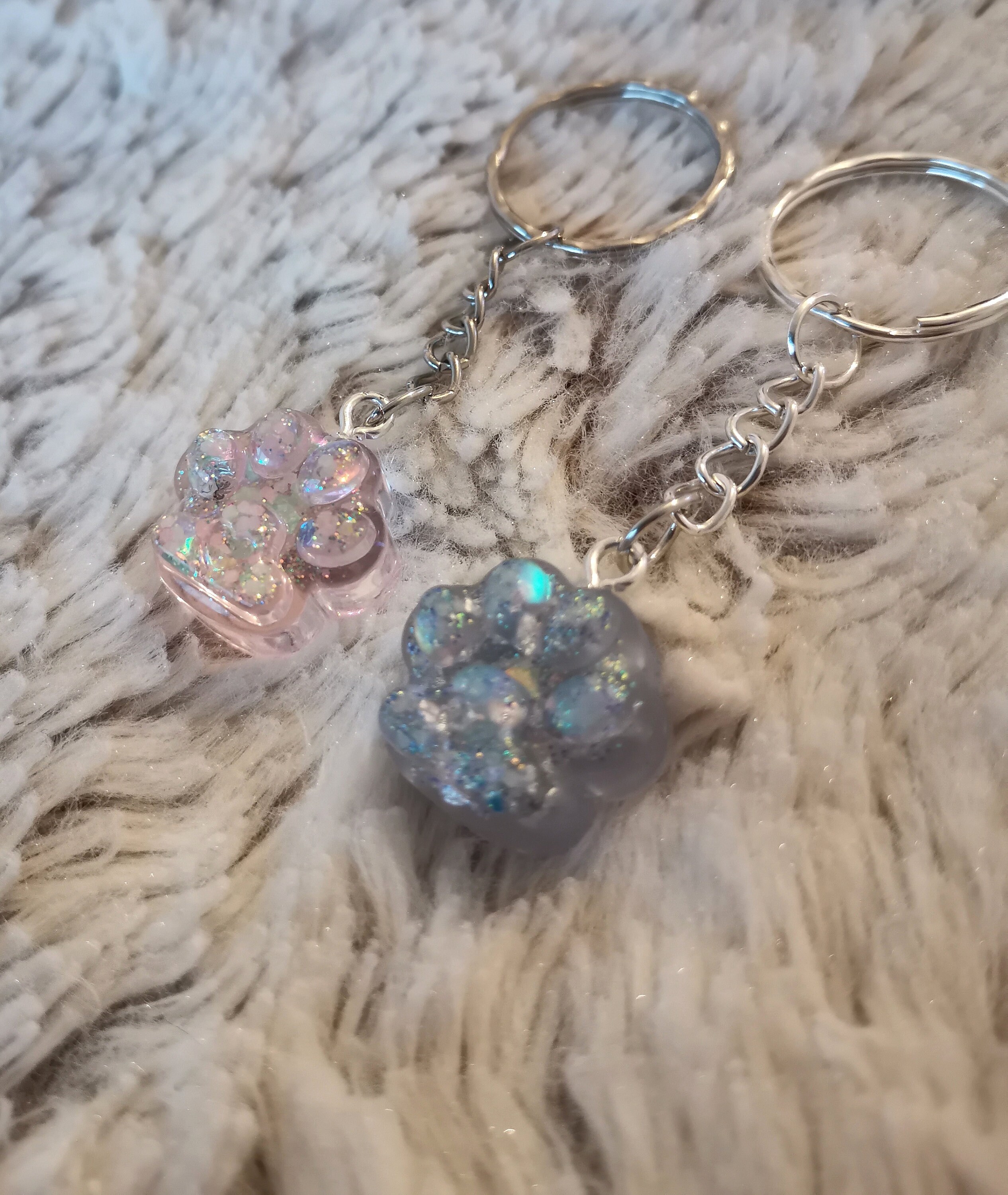 Epoxy dog Paw paw epoxy resin dog Paw keychain - Etsy