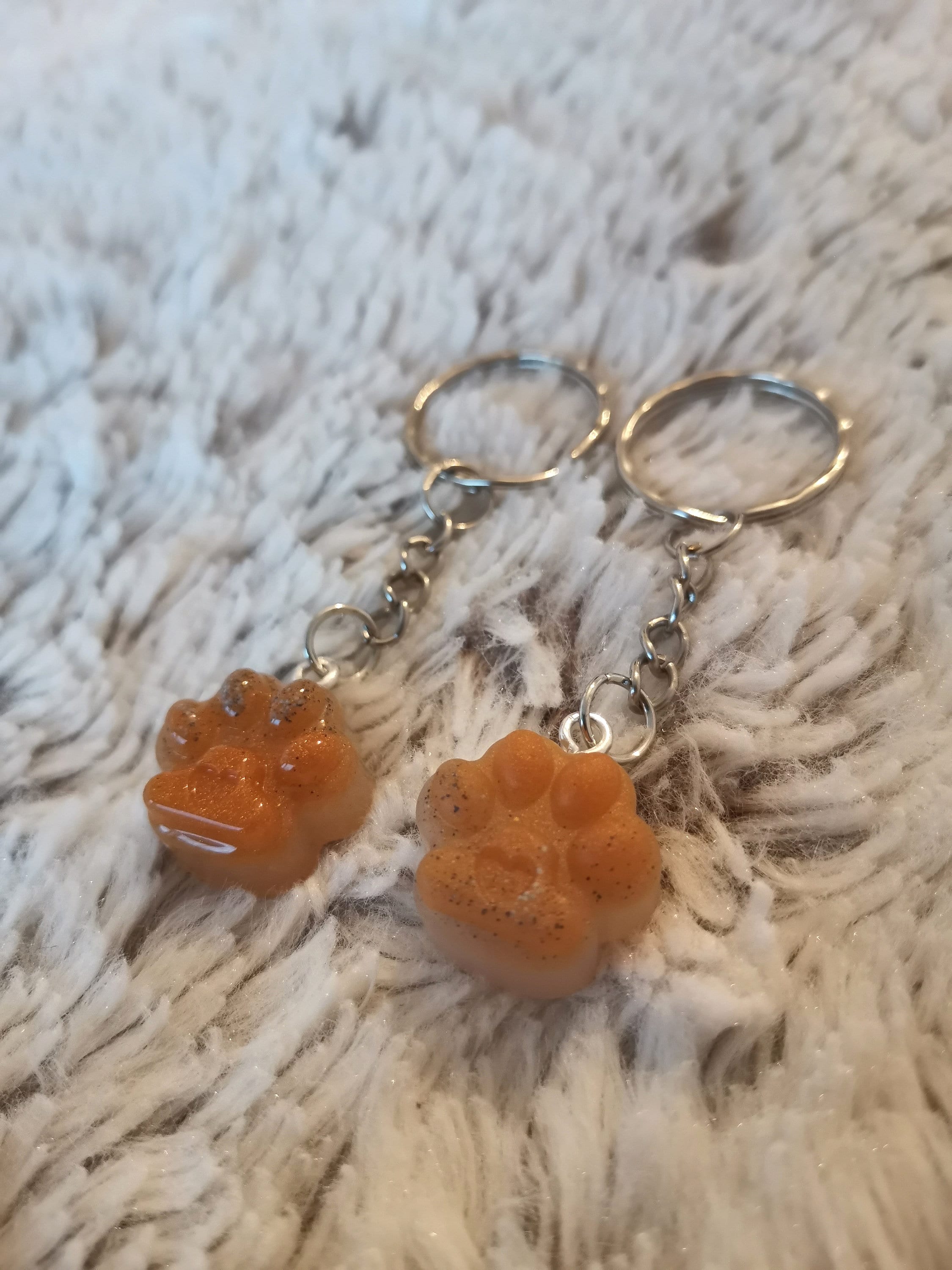 Epoxy dog Paw paw epoxy resin dog Paw keychain - Etsy