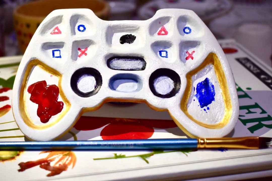 Ceramic Palette / Game Console Shaped Palette / Ceramic Paint - Etsy