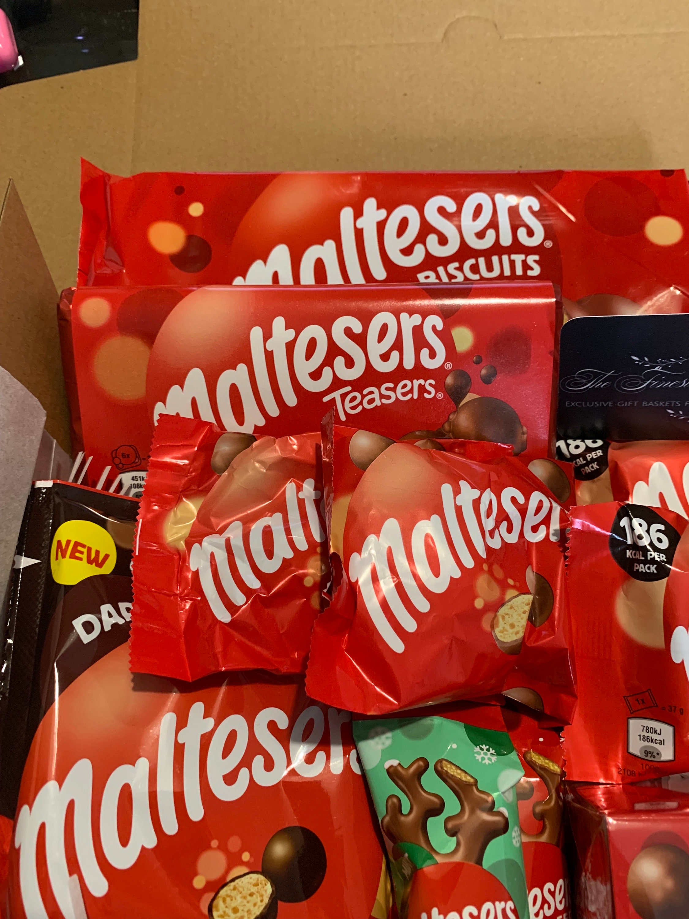 Maltesers Hamper Gift Box Ideal Gift for All Honeycomb Lovers, Mothers ...