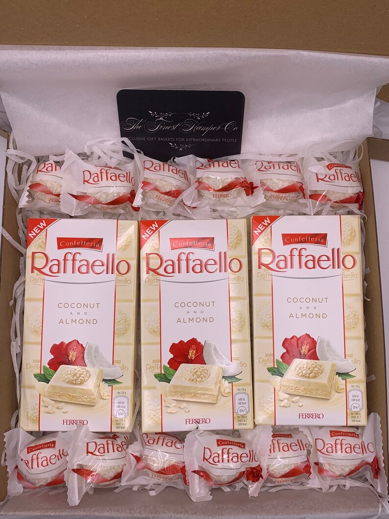 Ferrero Rocher Hamper Box - Mothers Day Gift - Any Occasion - Birthday ...