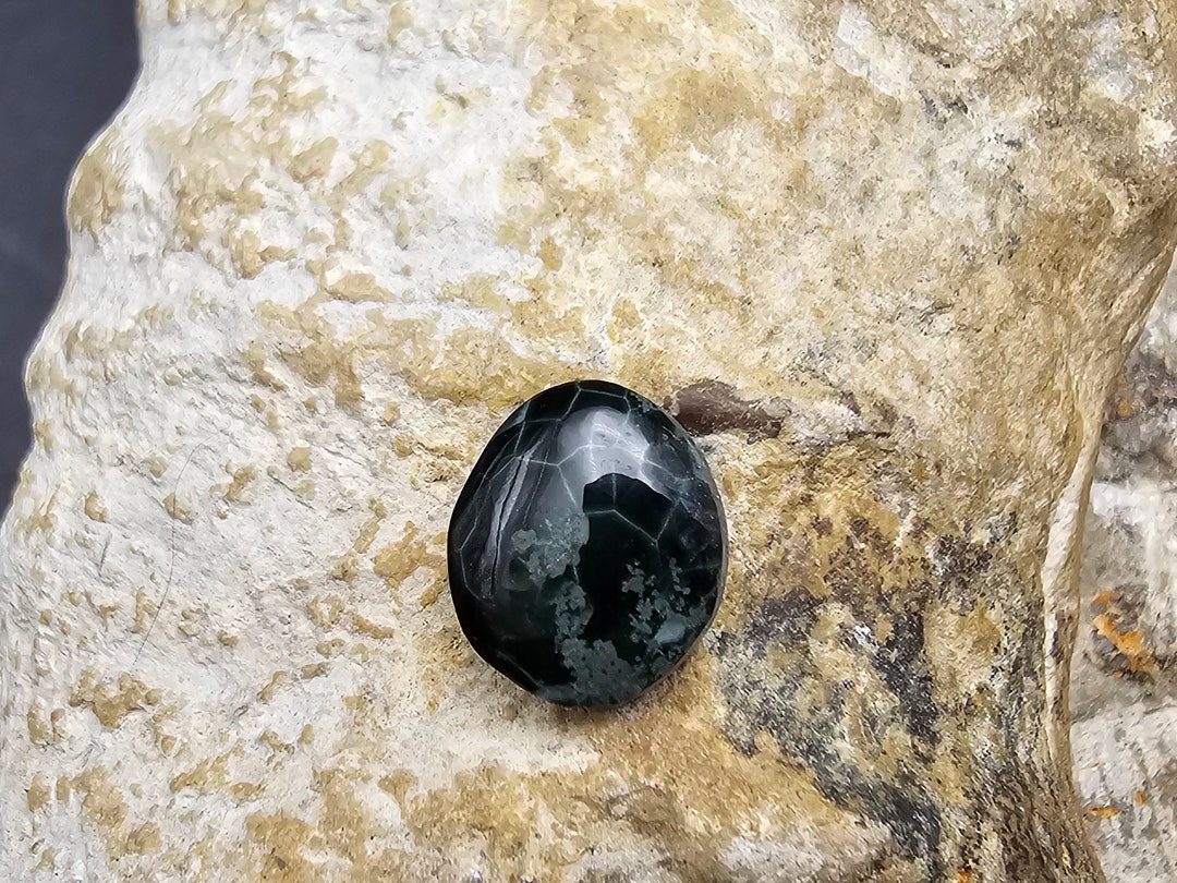 Michigan Isle Royale Greenstone Lake Superior Cab Gemstone - Etsy