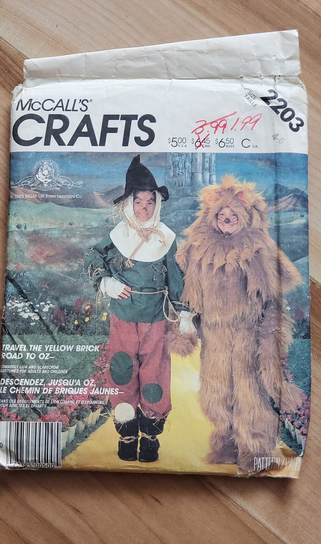 Mccall's Crafts "travel the Yellow Brick Road to Oz" Paper Pattern: DIY ...