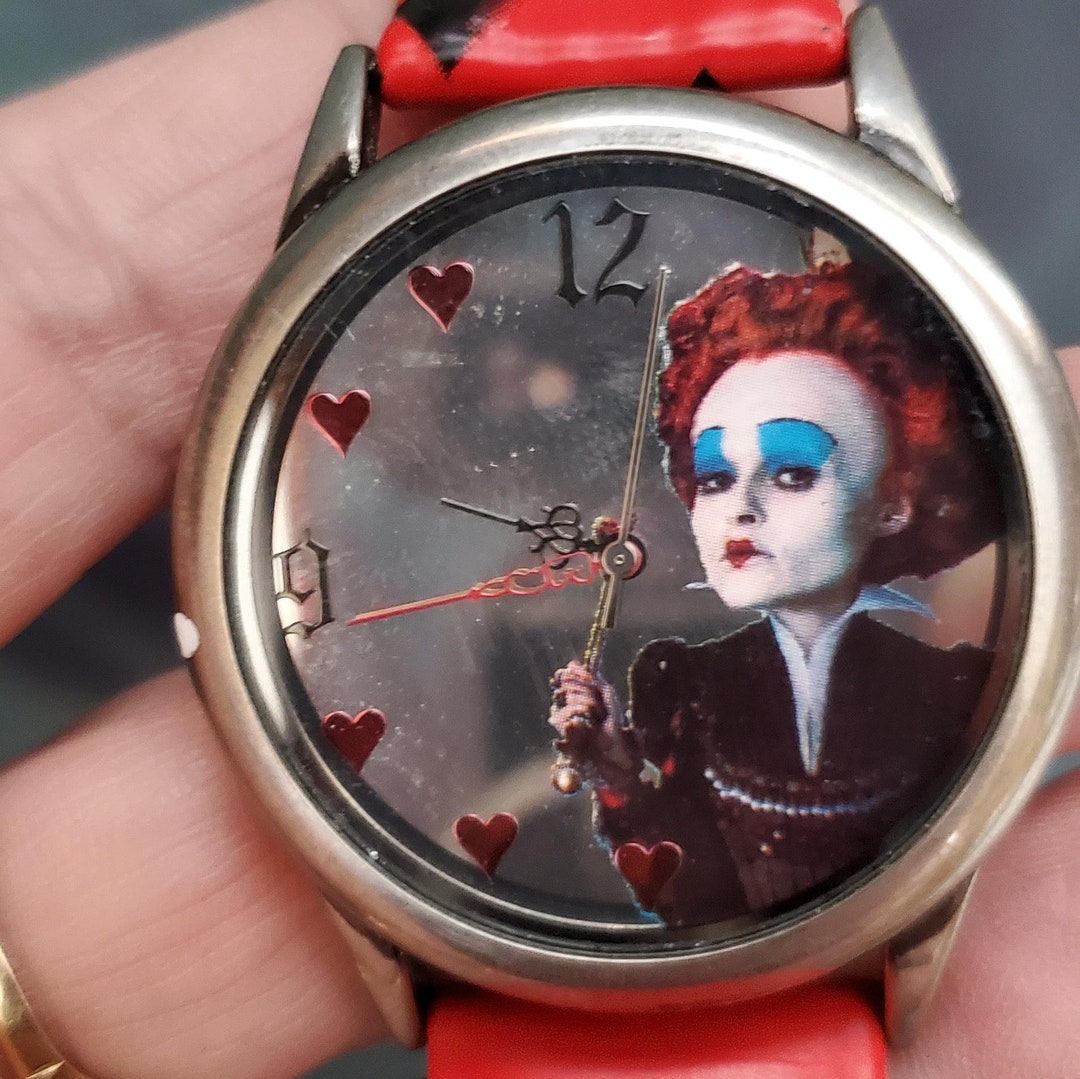 Disney Alice in Wonderland Queen of Hearts Watch for Her Gift Jewelry ...