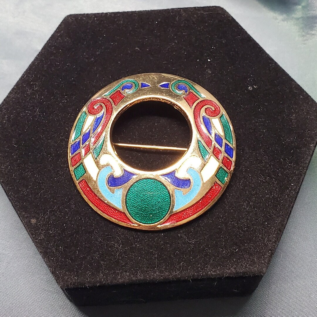 Elegant Gold Enameled Celtic Brooch - Unique Gaelic Accessory - Etsy