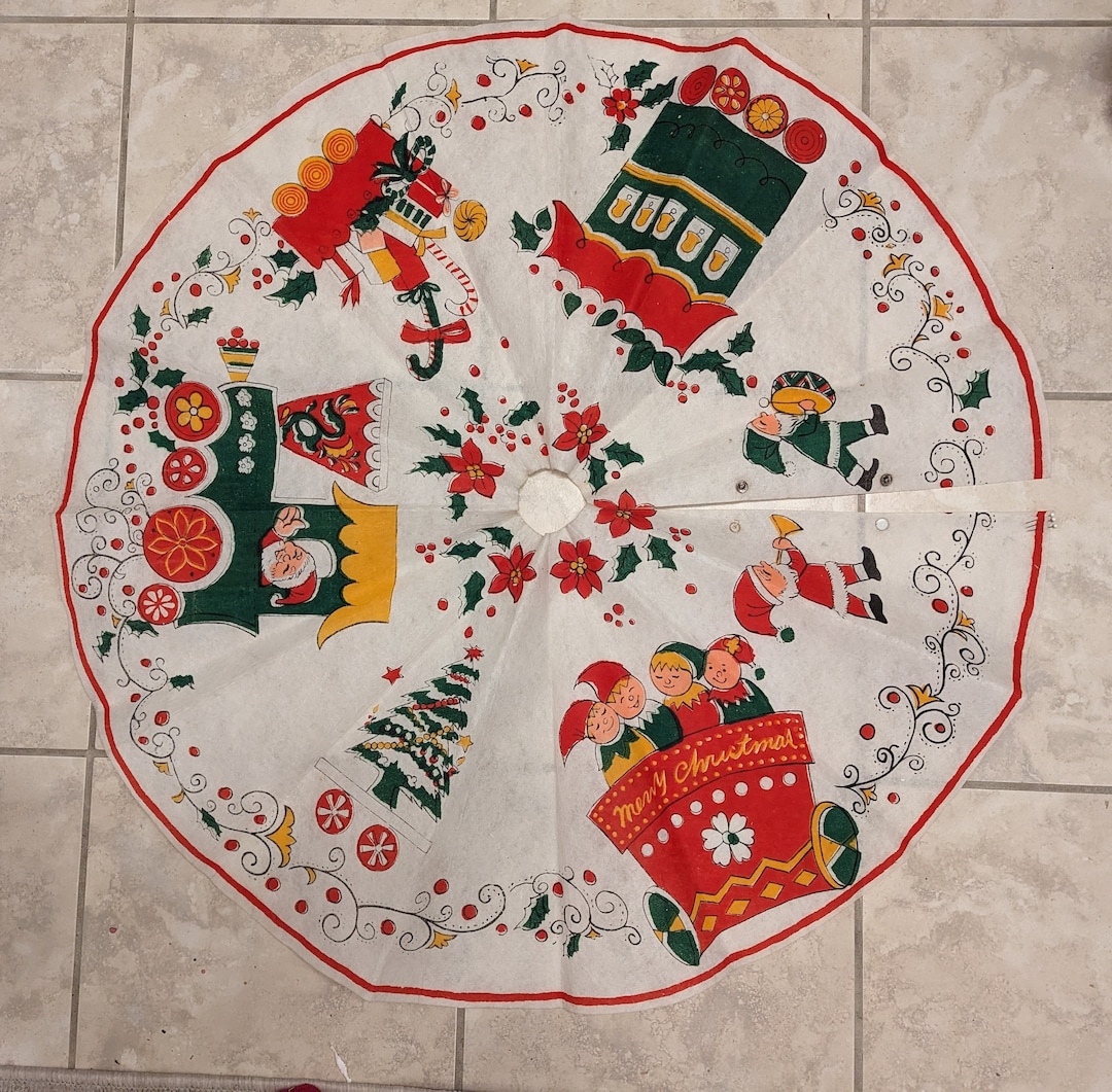 Vintage Tree Skirt/ Christmas Tree/ Elf and Santa Scene on a Bonded ...