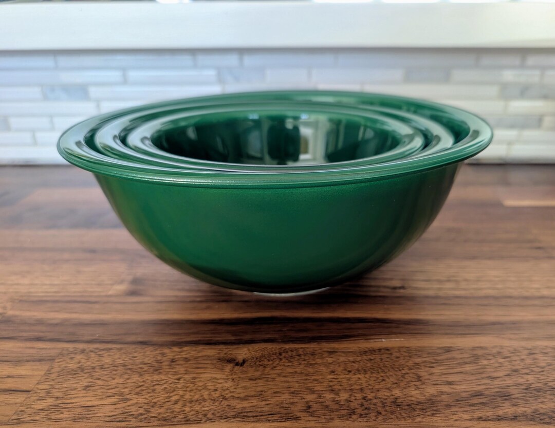 Vintage Hunter Green Pyrex Mixing Bowls | Clear Bottom | Stacking Bowls ...