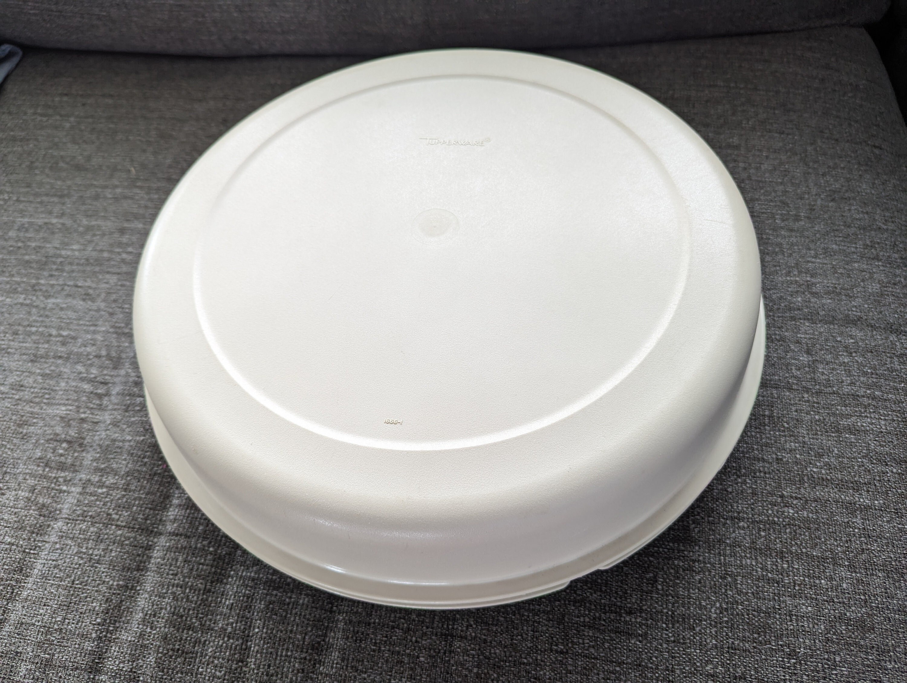 Vintage Tupperware Fruit / Veggie Tray With Lid - Etsy