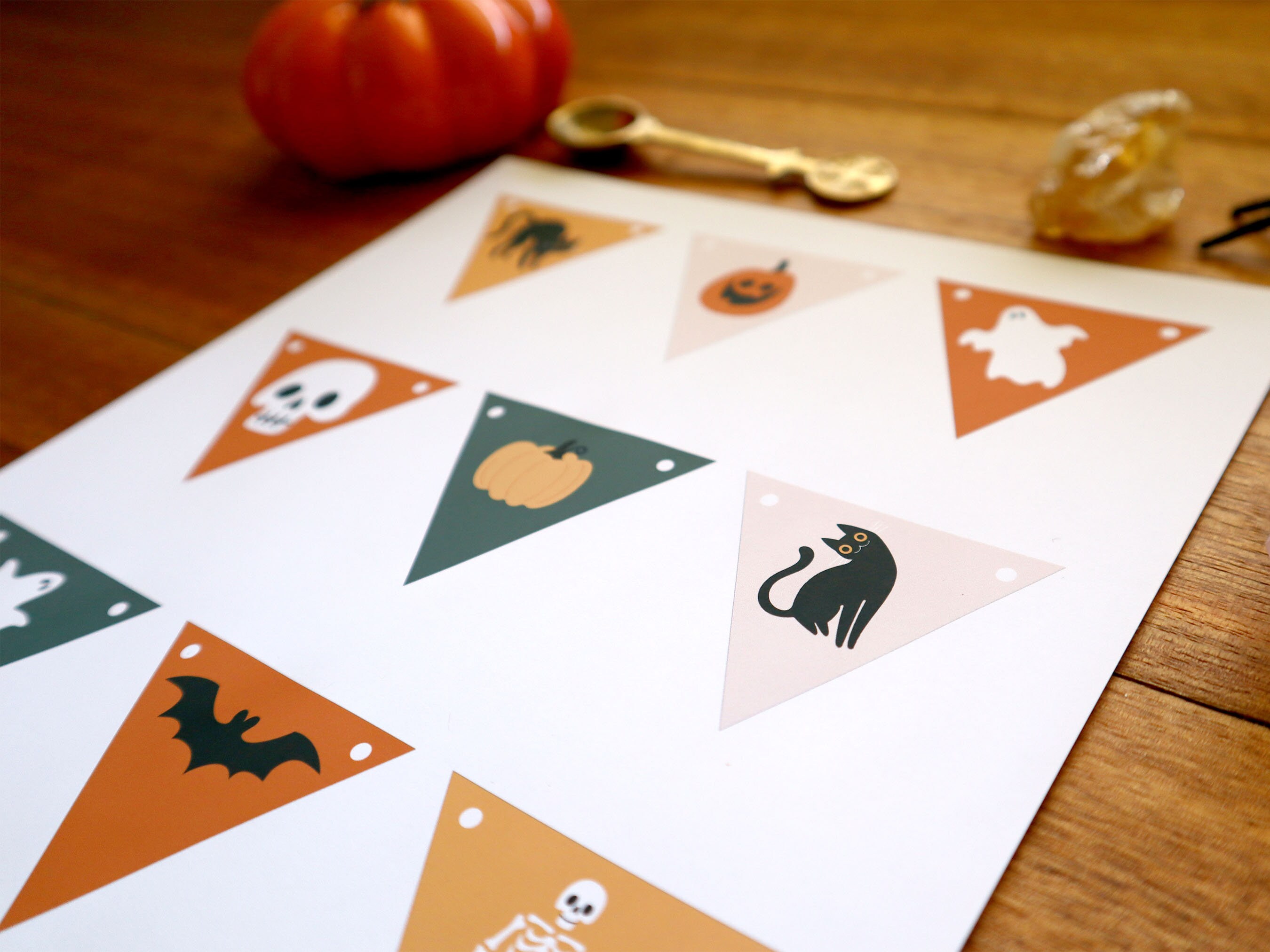 MODERN HALLOWEEN MINI Bunting Printable Halloween Triangle - Etsy