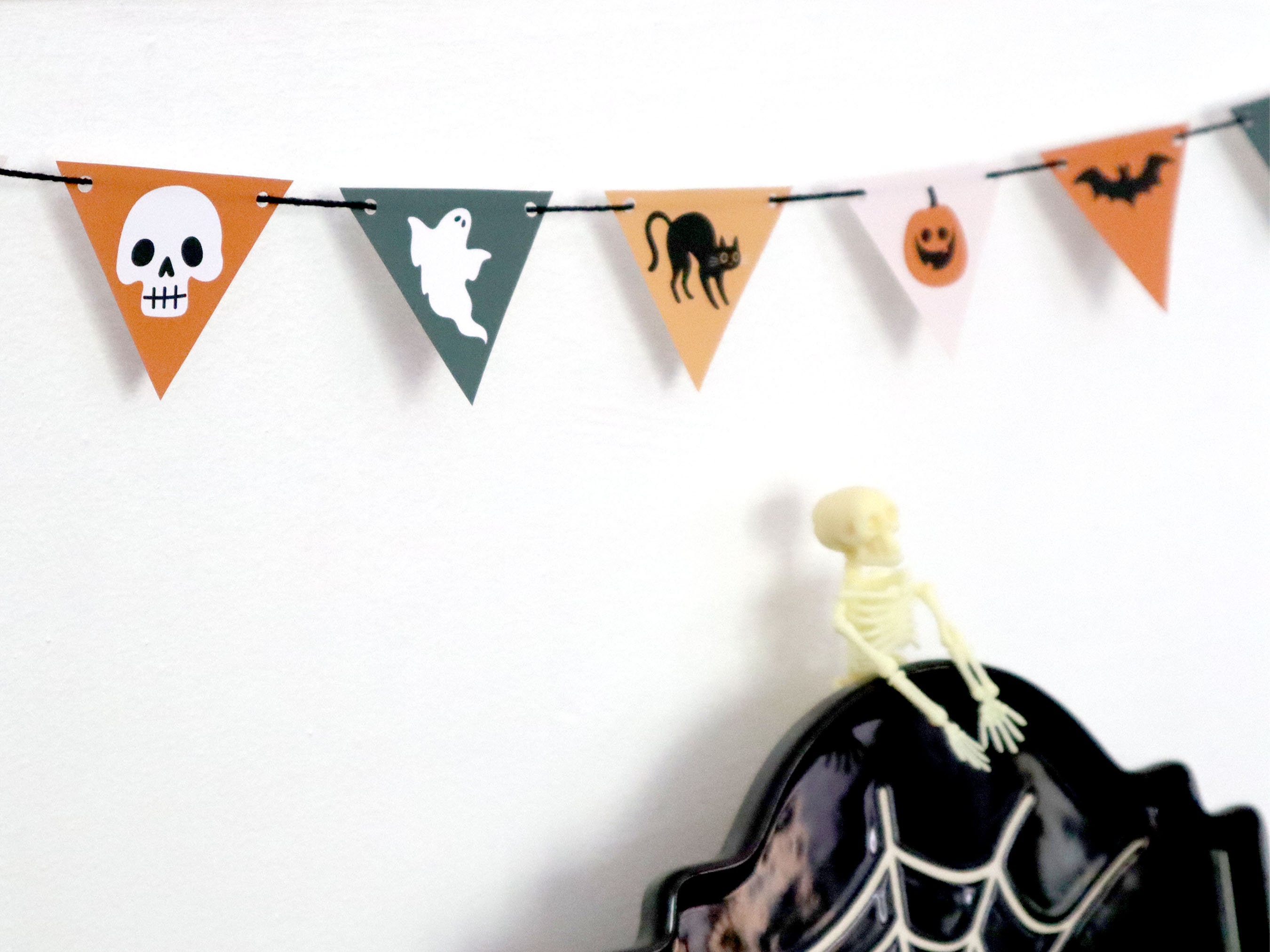 MODERN HALLOWEEN MINI Bunting Printable Halloween Triangle - Etsy