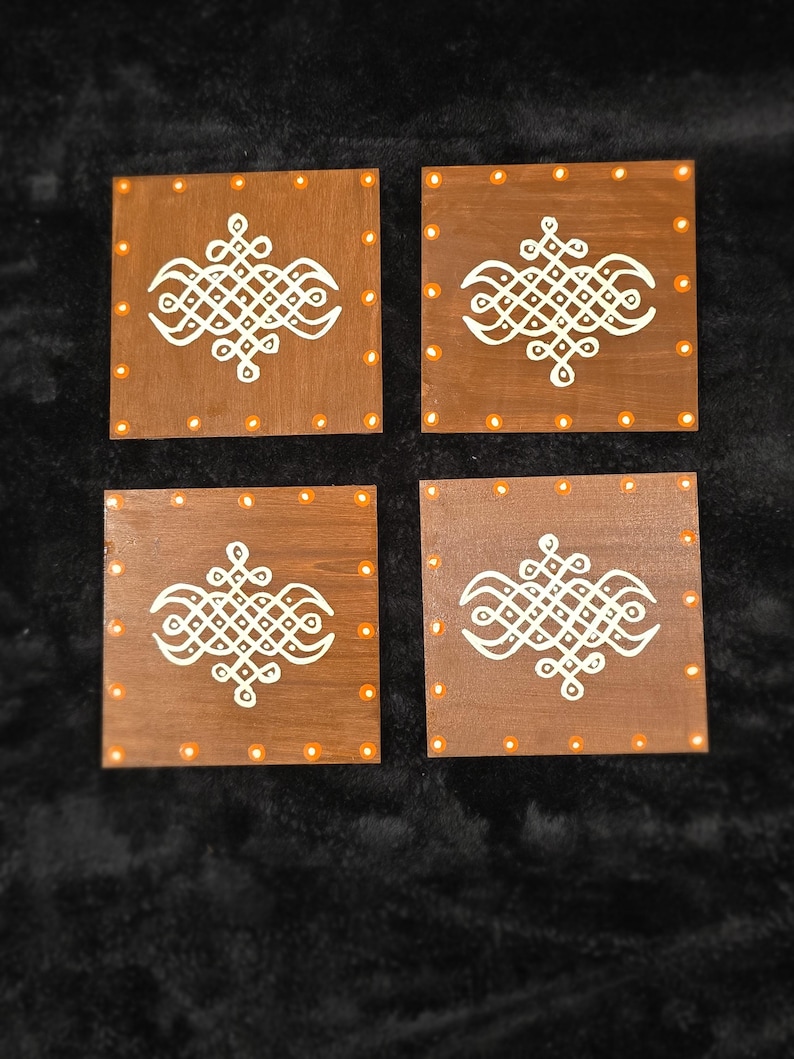 Mini Kolam Wooden Pooja Peetam: Hand-painted Festive Decor (5x5 Inch - Etsy