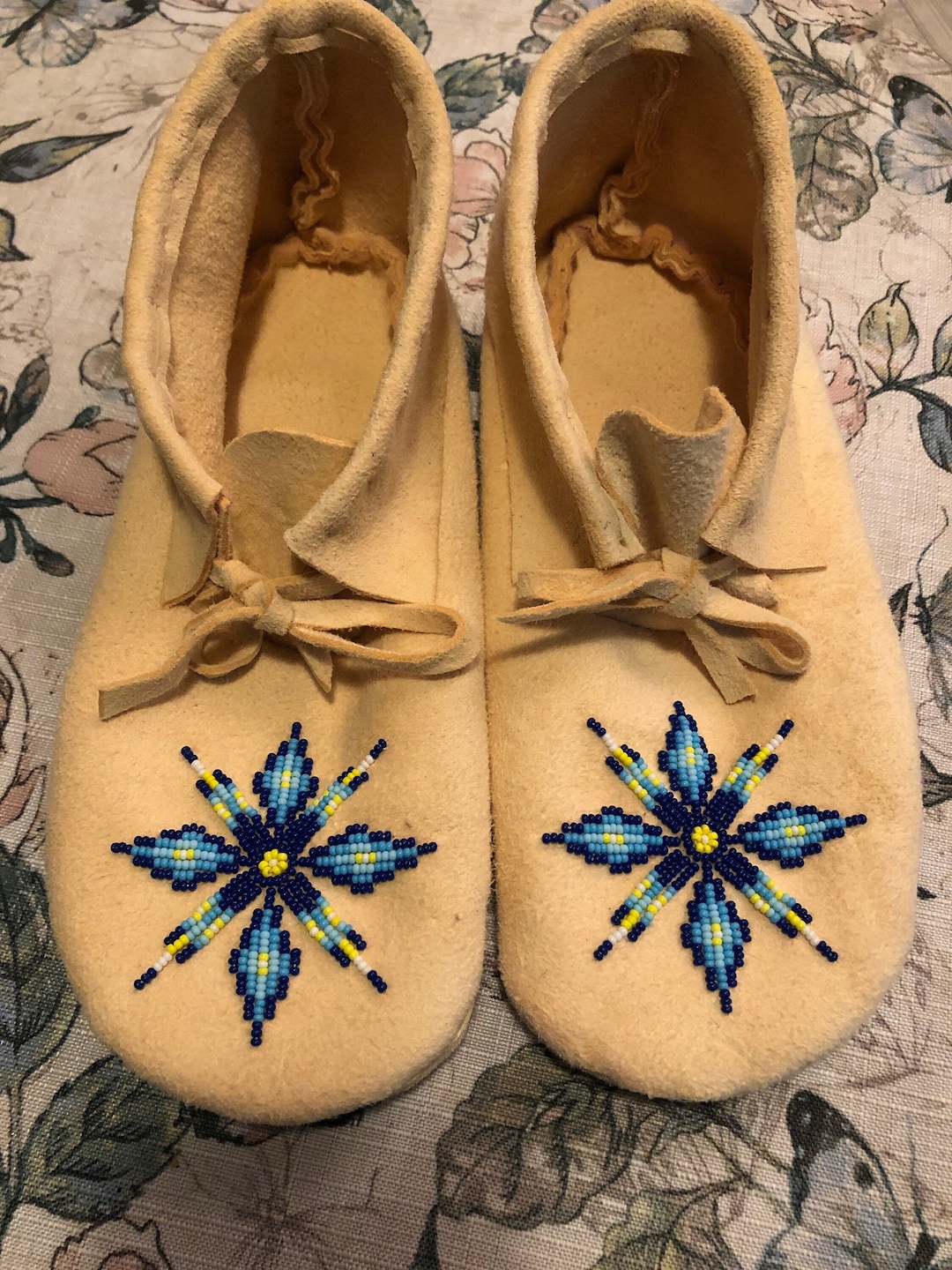 Children's Traditional "burst" Beaded Moccasins- Buckskin - Etsy