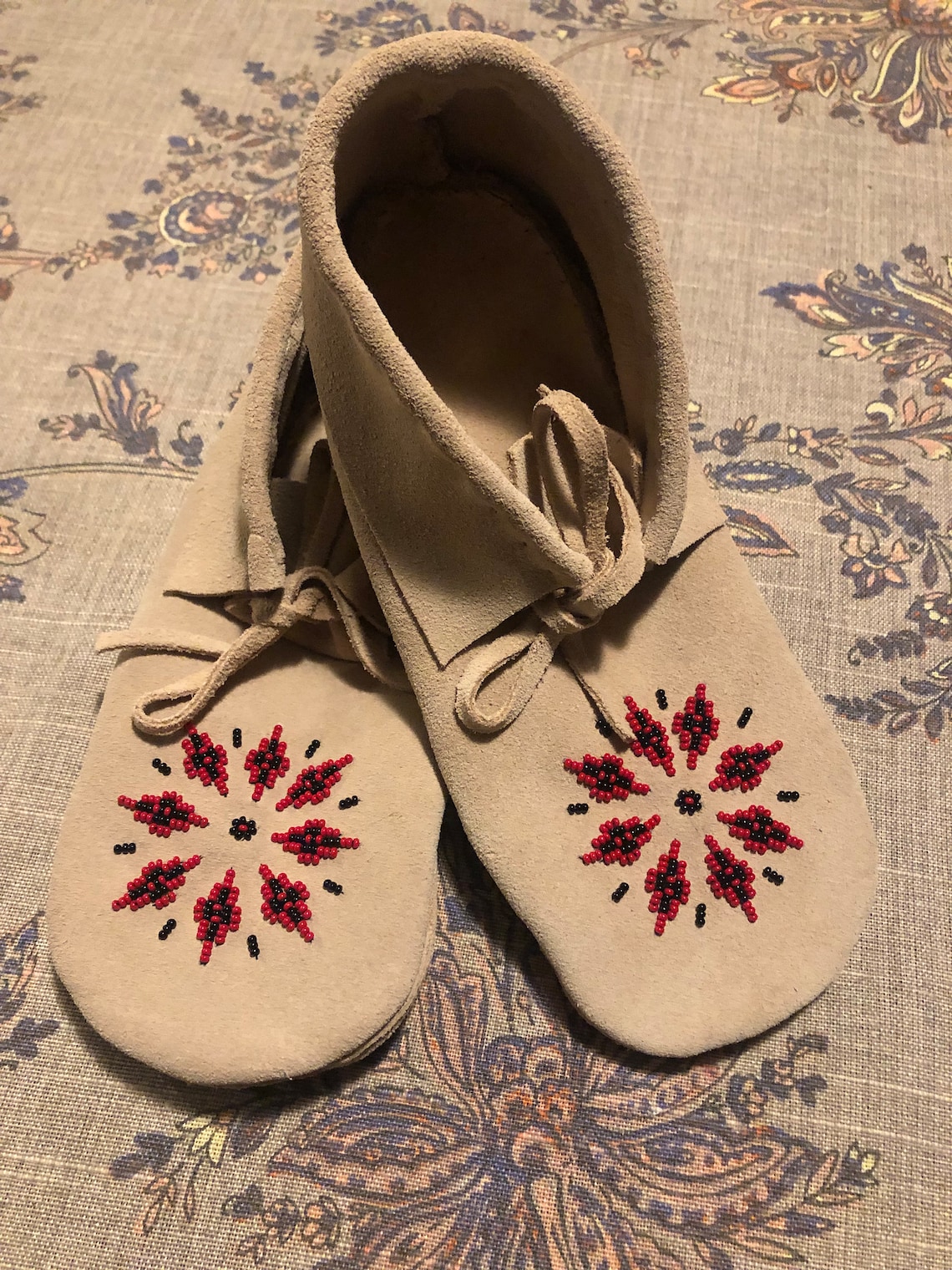 Handmade Traditional sunburst Moccasins Tanned Cowskin or German Tanned ...