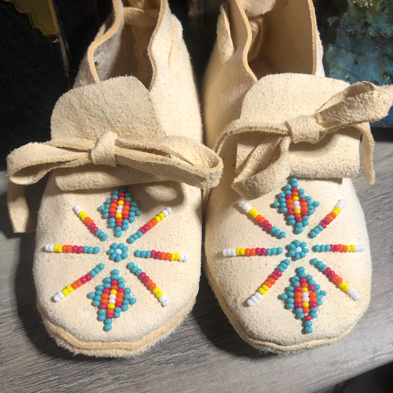Beaded Baby Girl Moccasin - Etsy