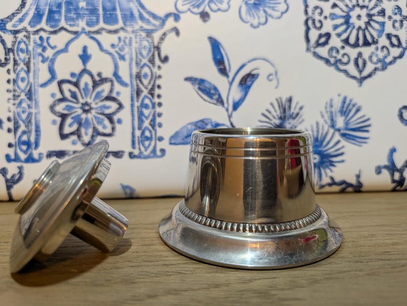 Shirley Pewter Colonial Williamsburg Virginia Stamp Dispenser Inkwell ...