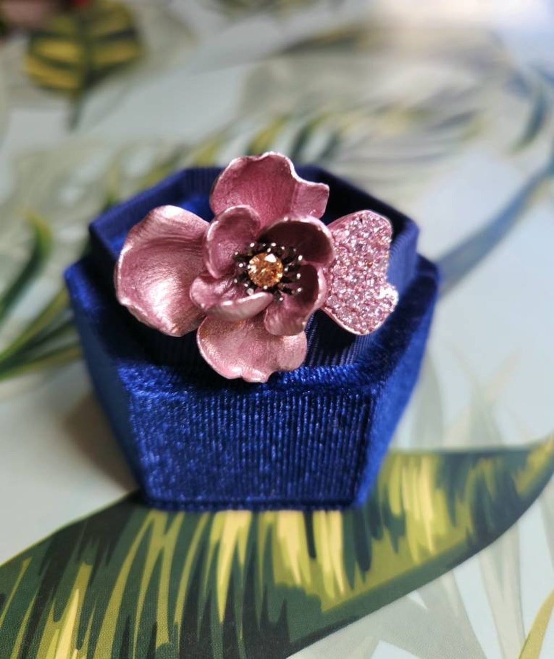 GLINTZ Magnolia Flower Ring, Pink Metallic Fine Art Ring, Florist Pink ...