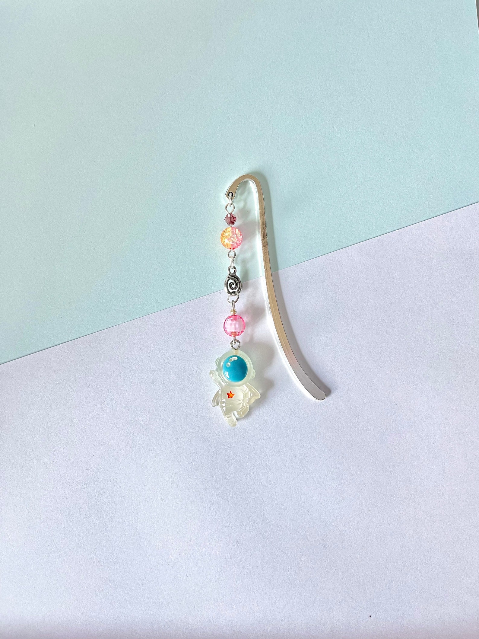 Space Bookmarks / Kawaii / Y2K / Beaded Bookmarks - Etsy