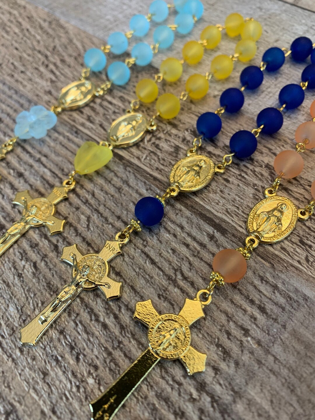 Frosted Acrylic Miraculous Medal Pocekt Rosary | Handmade Catholic Mini ...
