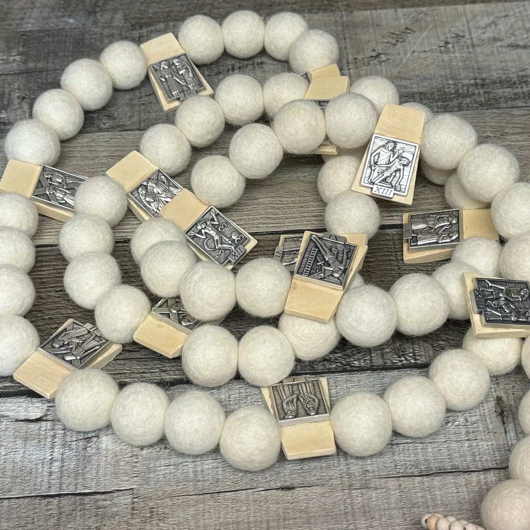 White Stations of the Cross Garland Catholic Lent Decor Handmade ...