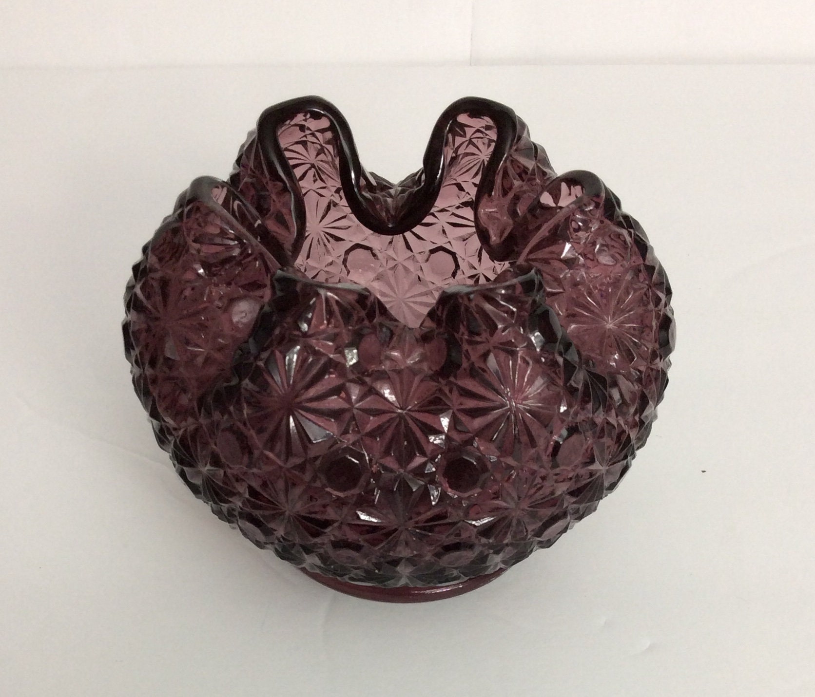 Vintage L. G Wright Daisy and Button Purple Amethyst Glass Crimped Rose ...