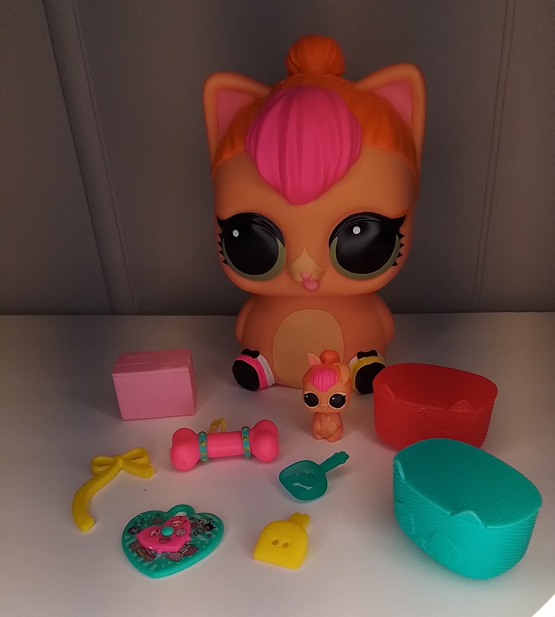 L.O.L Surprise Toy Biggie Pet Kitty Cat Bank Purse With 10 Mini Pet ...