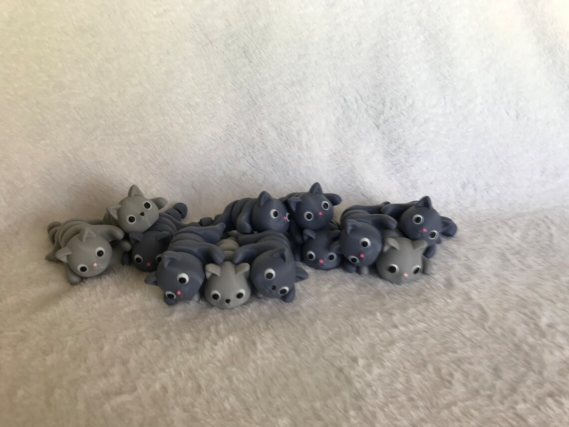 Baby Cat / Articulated Fidget Toy / 3D Printed / Moveable / ZOU3D - Etsy