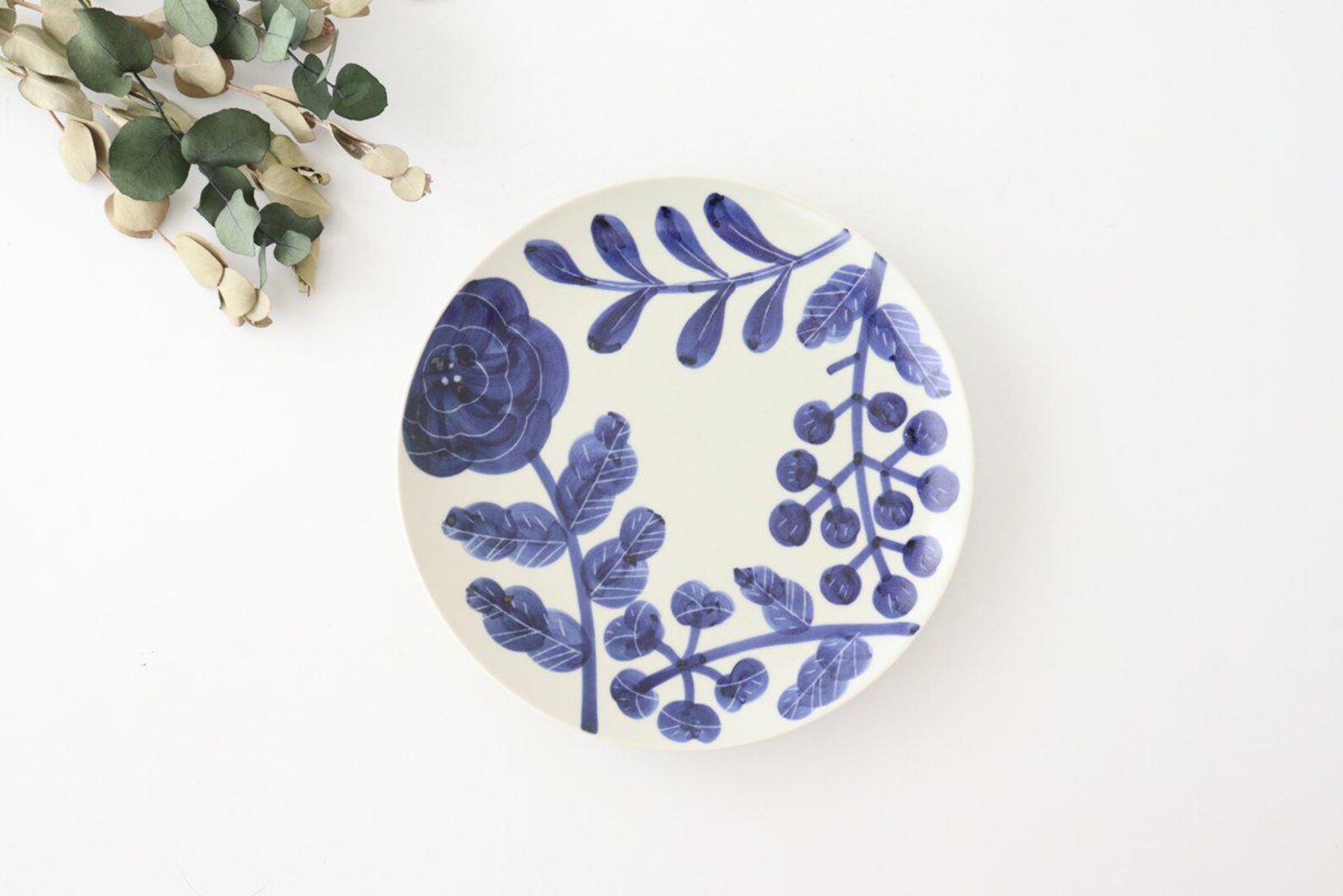 Fururu Rounbd Plate Blue Flower M | Hasami Ware - Etsy