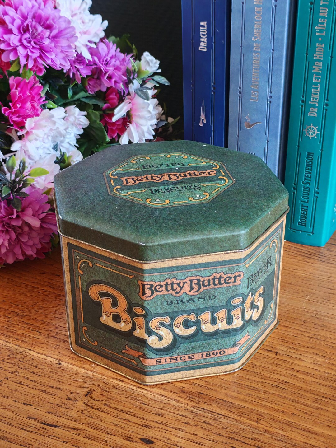 Old Octagonal "betty Butter" Biscuits England Box • Retro Design ...