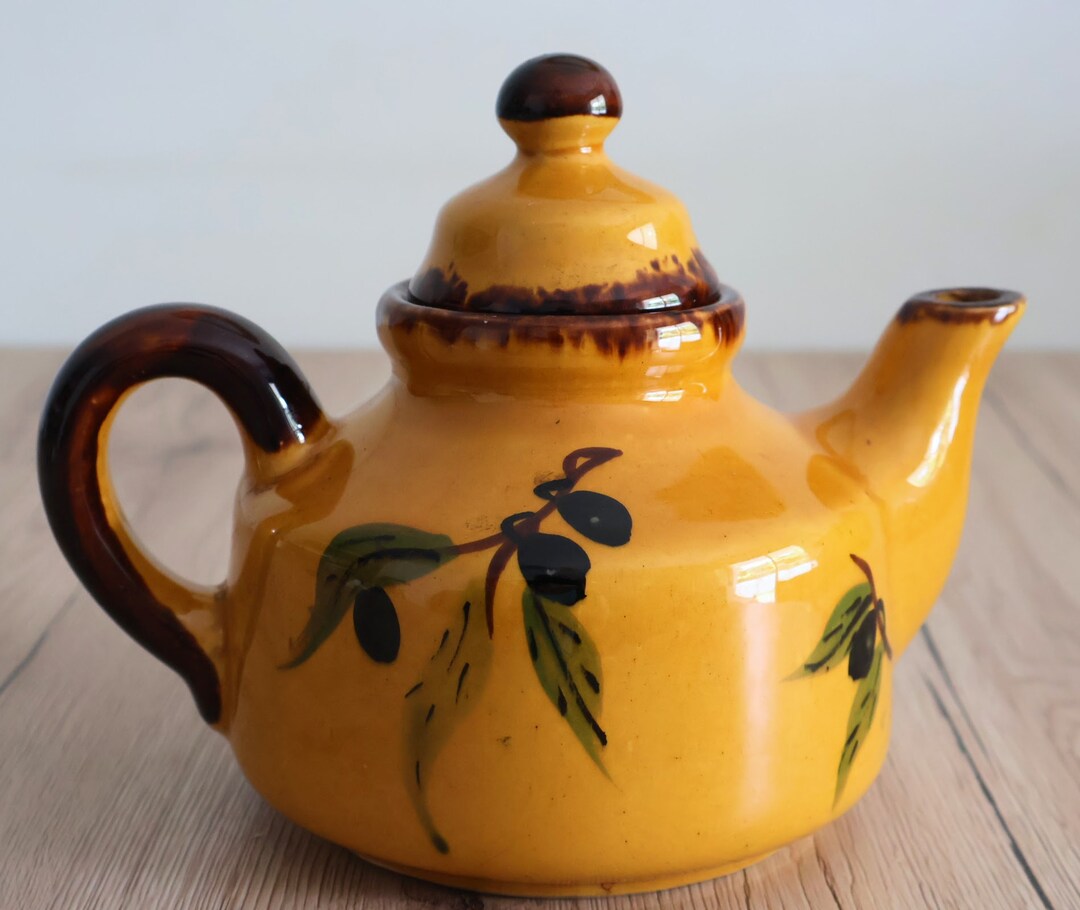 Orange Enameled Ceramic Teapot With 60s Olive Decor Vintage Coffee ...