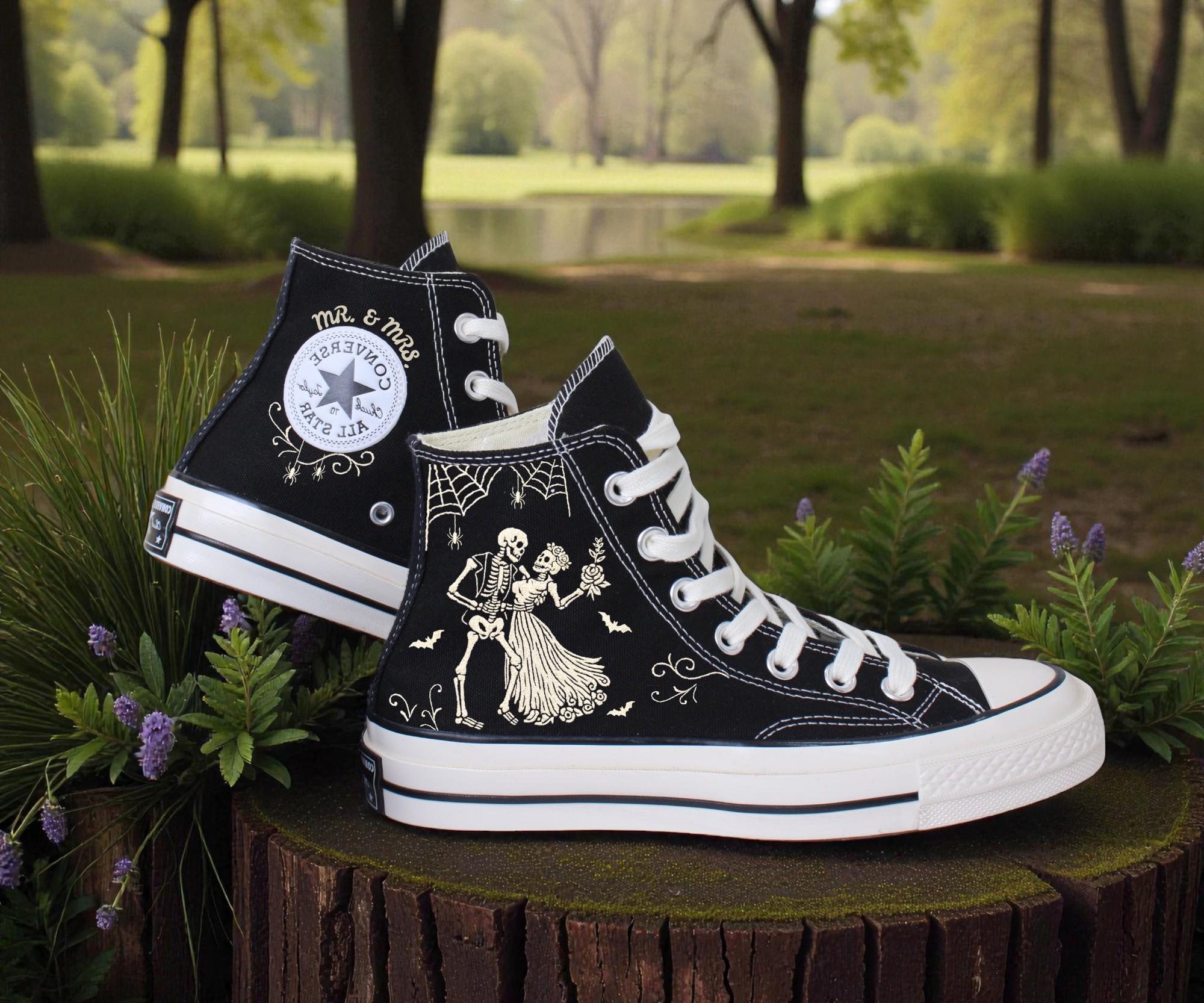 Embroidered Skeleton Wedding Converse Chuck 70: Gothic Skull Couple ...