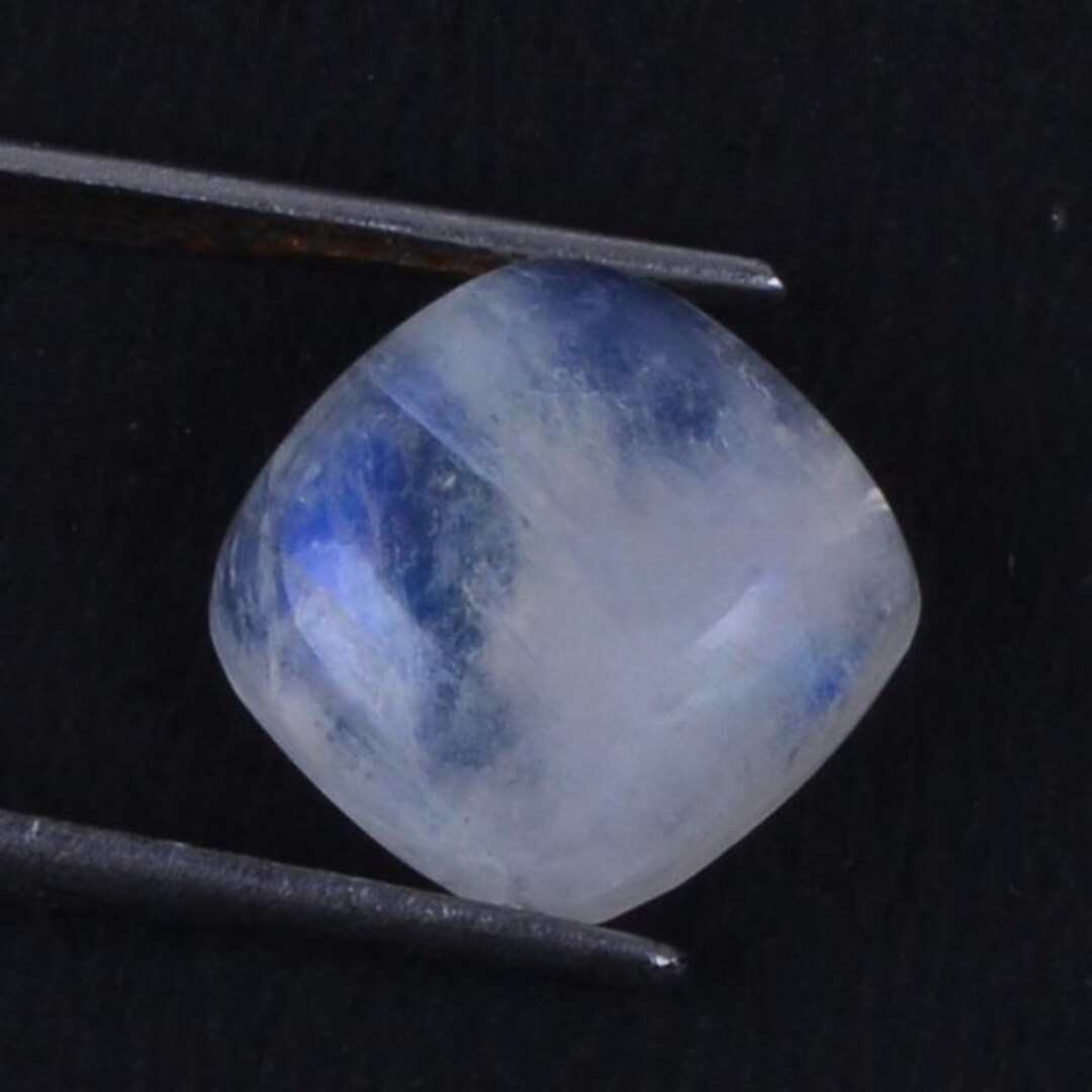 AA+ Quality White Natural Indian Blue Flash Fire Moonstone 10.00 Carat ...