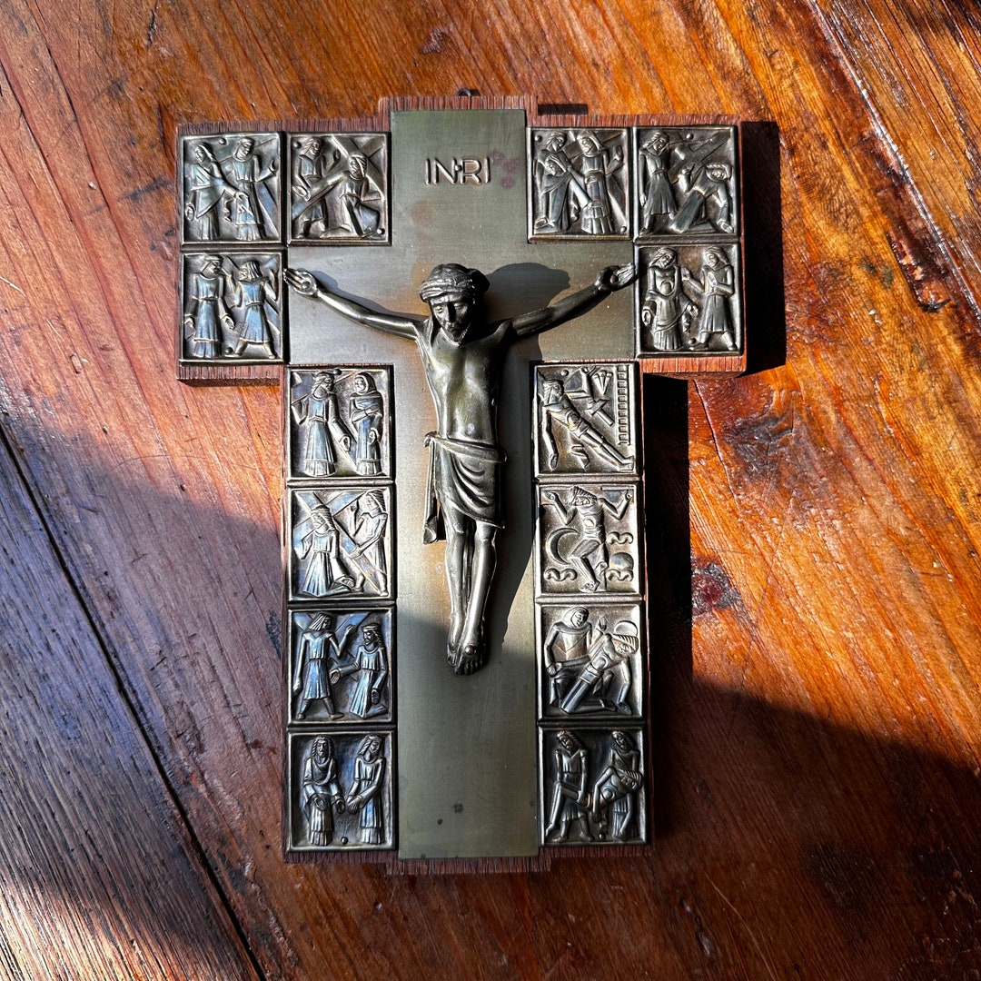 Vintage Calvary Crucifix - 1930s - 14 Stations of the Cross - Passion ...