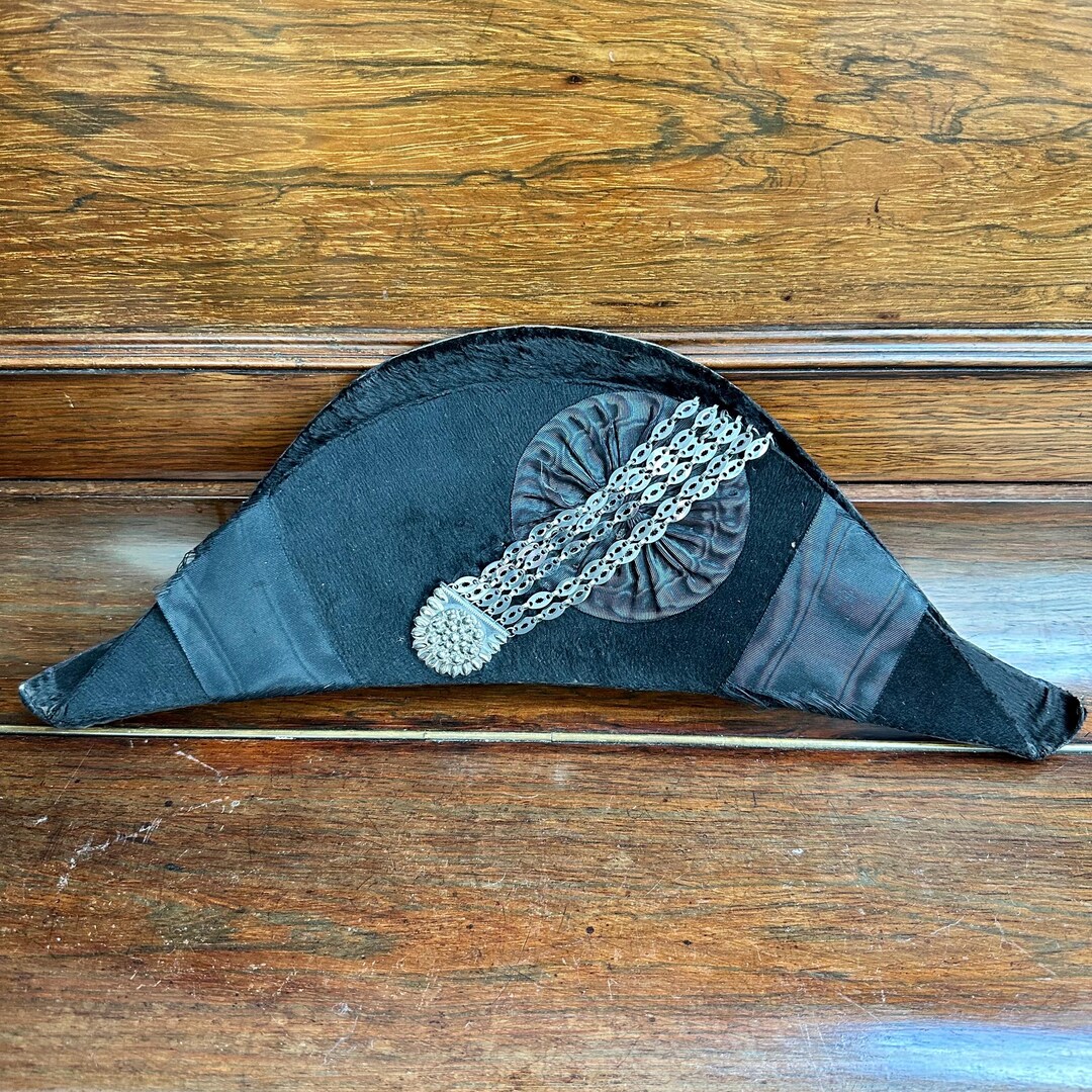 Antique English Bicorne - 19th Century Naval Officer - Lincoln & Bennet ...