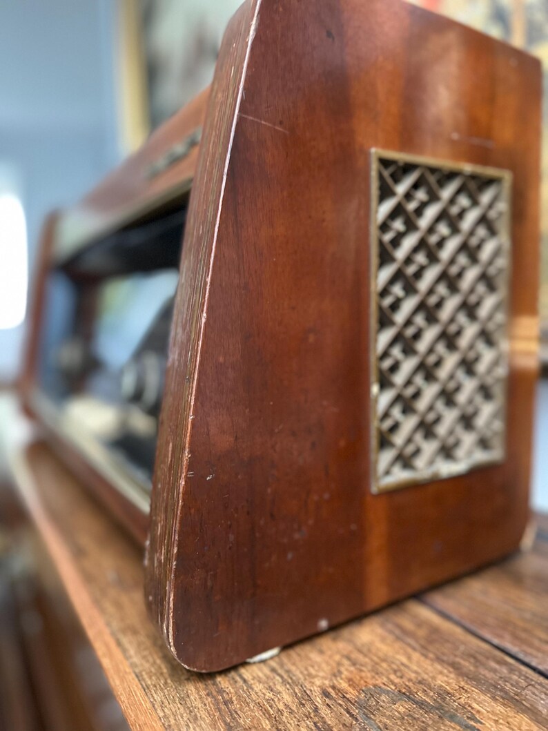 Vintage Belgian Tube Radio – SBR Table Model (c. 1950s) - Etsy
