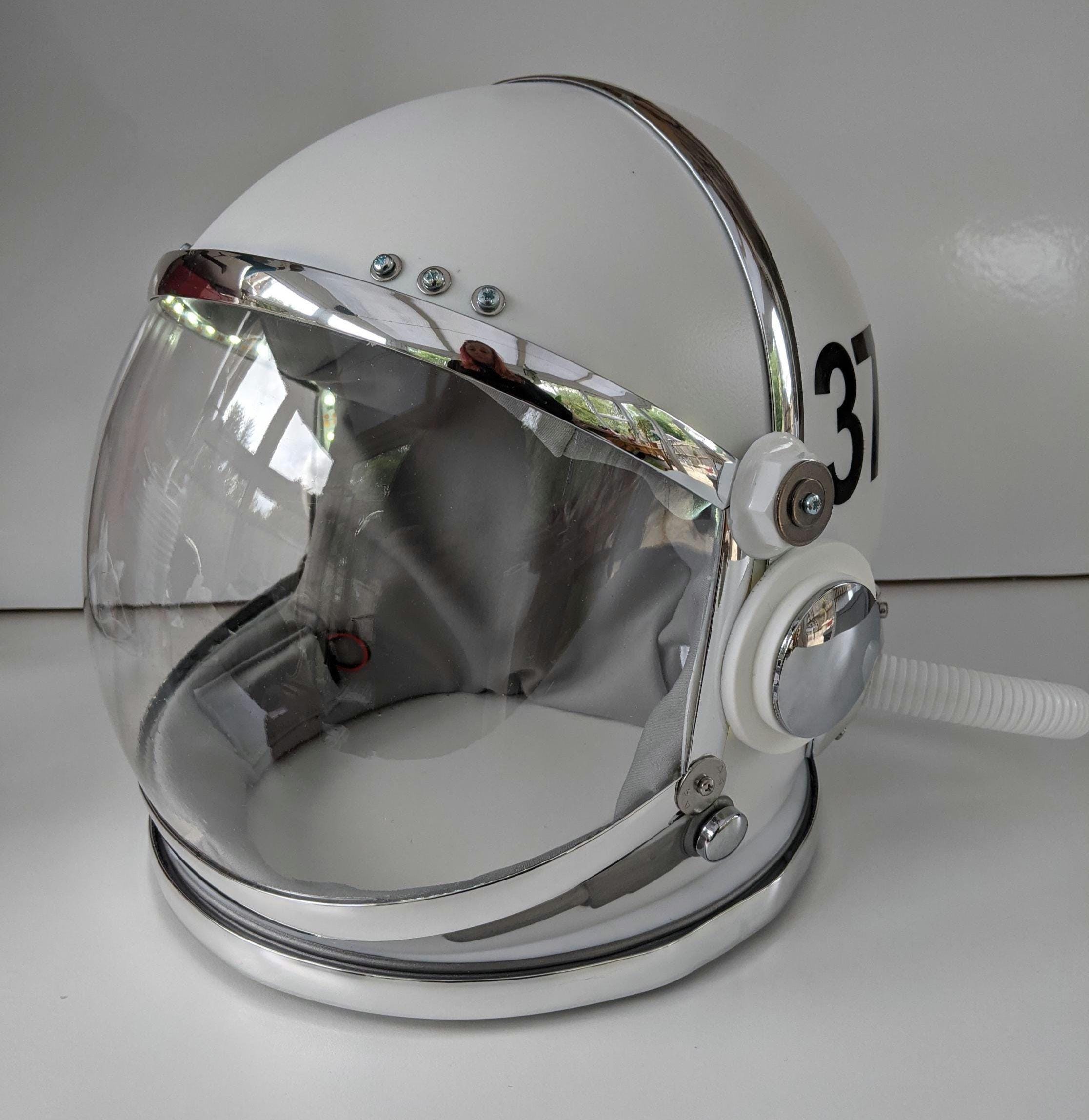 Deluxe Astronaut Helmet- With Light - Etsy