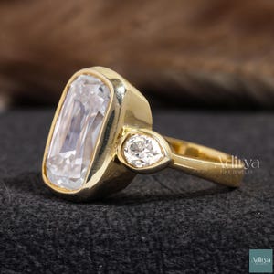 14K Gold Three Stone Ring Vintage Style Elongated Cushion Cut ...