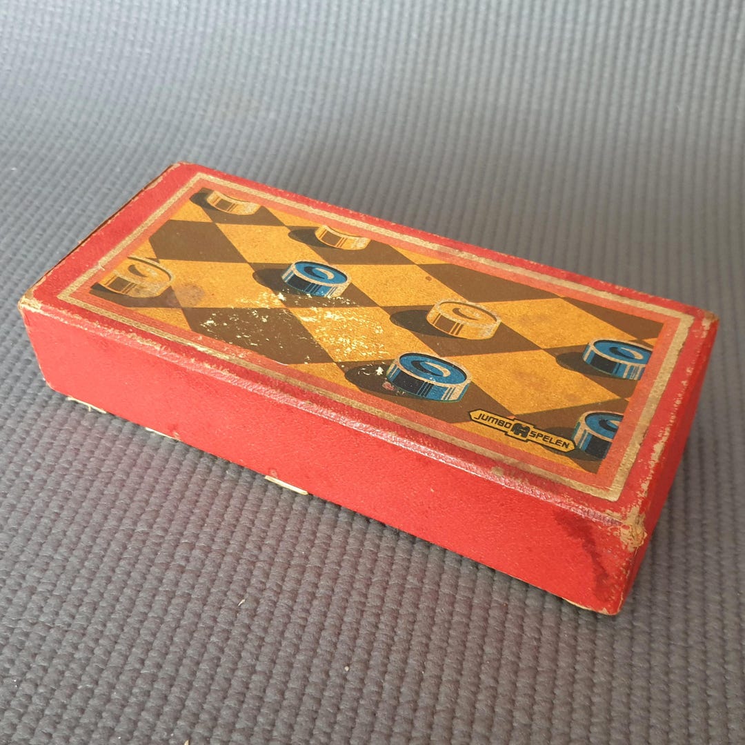 Vintage Jumbo Box of Checkers. Checkers. Black and White. Wooden ...