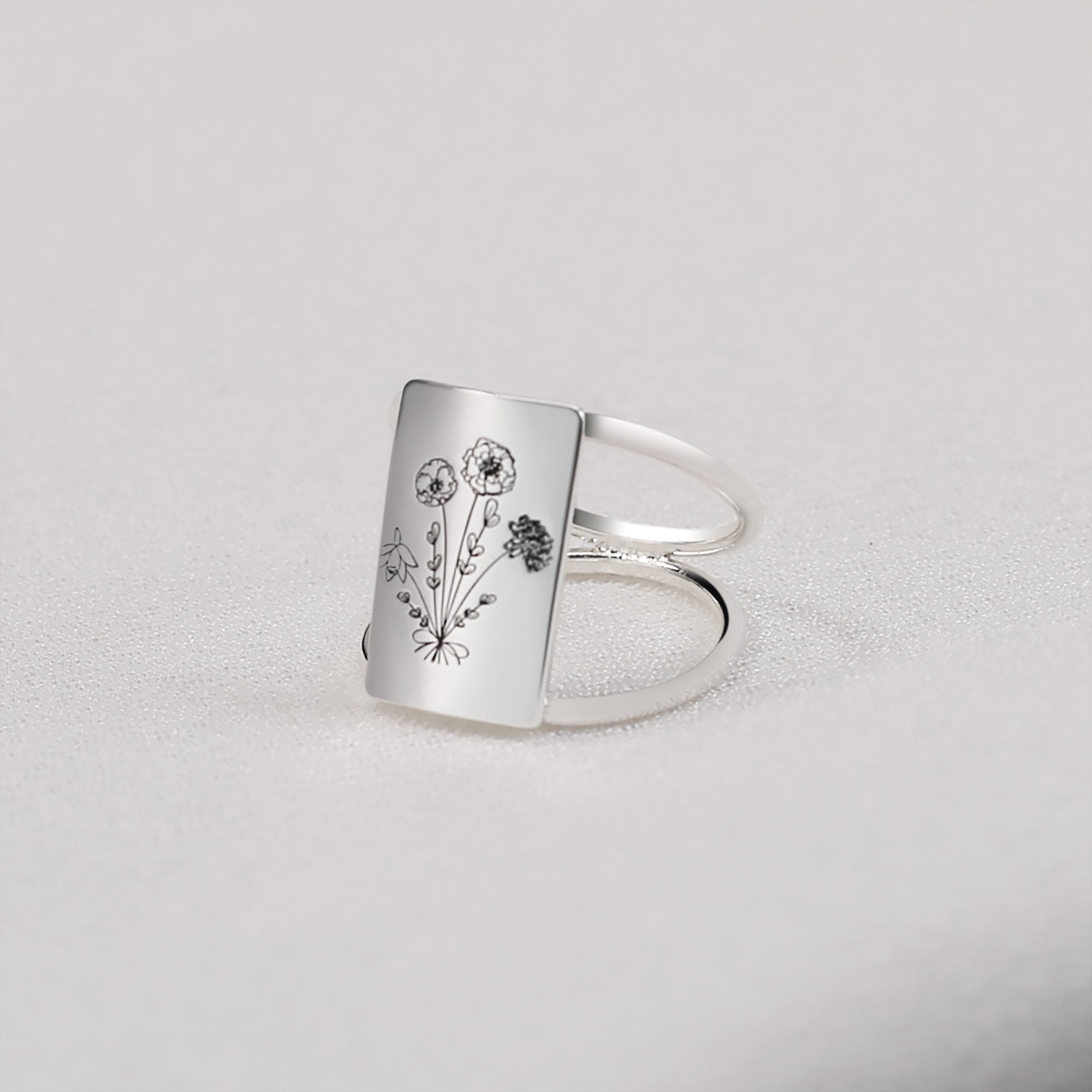 Personalized Birth Flower Ring Floral Signet Ring Engraved - Etsy