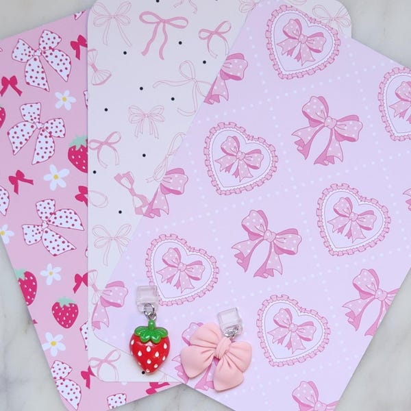 Cottage Core Kindle Charm - Etsy