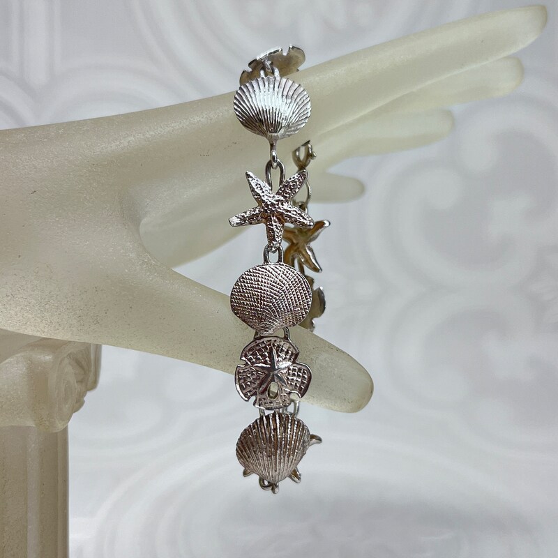 Silver Seashell Bracelet - Etsy