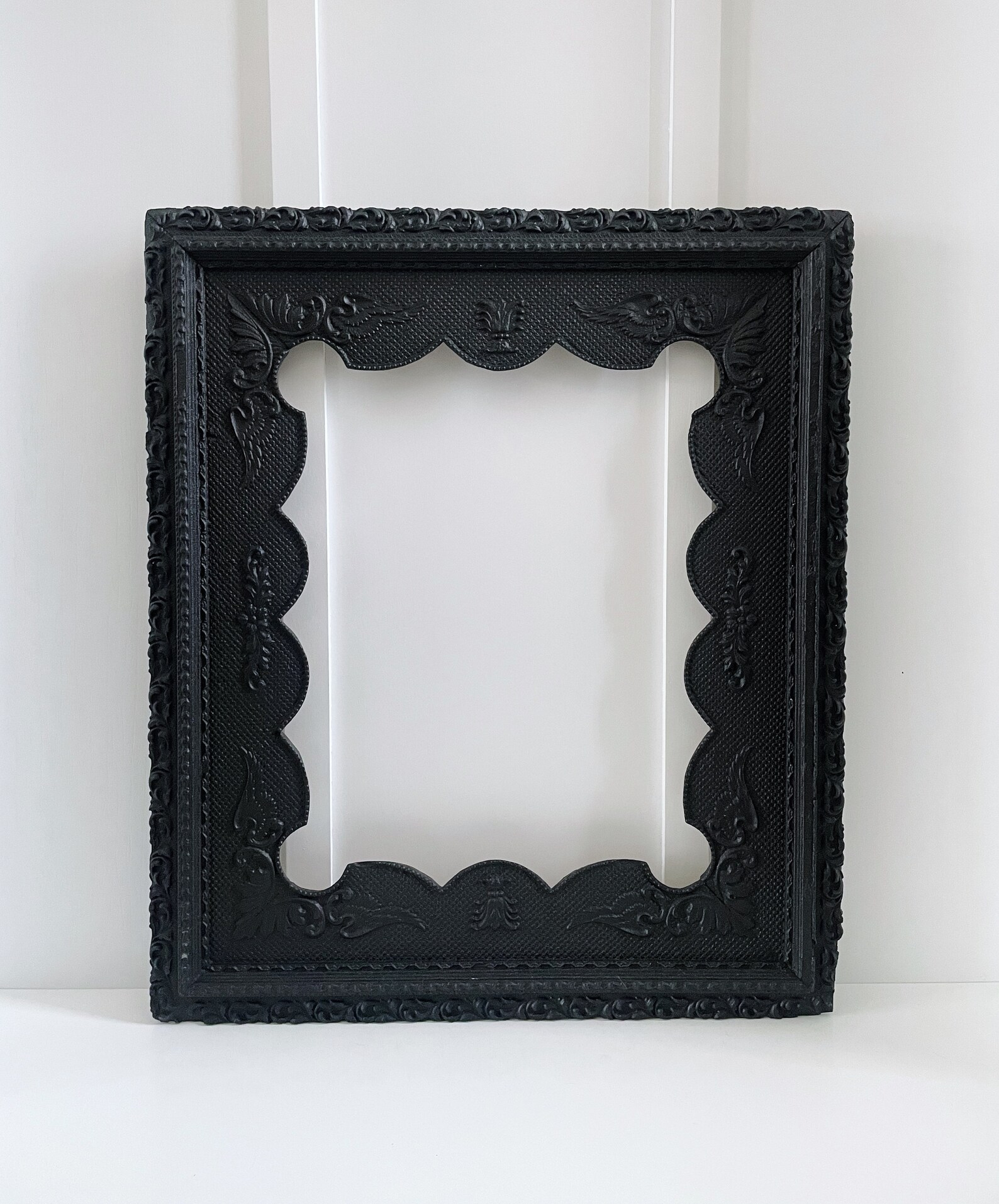 Antique Wood Carved Scalloped Picture Frame - Etsy