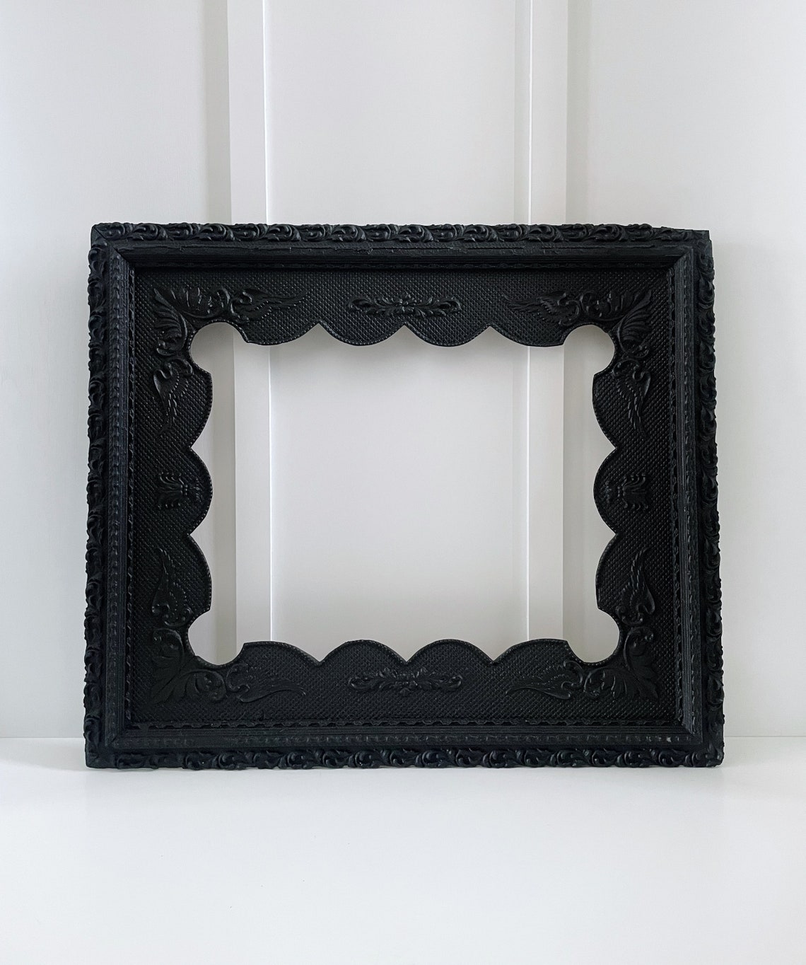 Antique Wood Carved Scalloped Picture Frame - Etsy