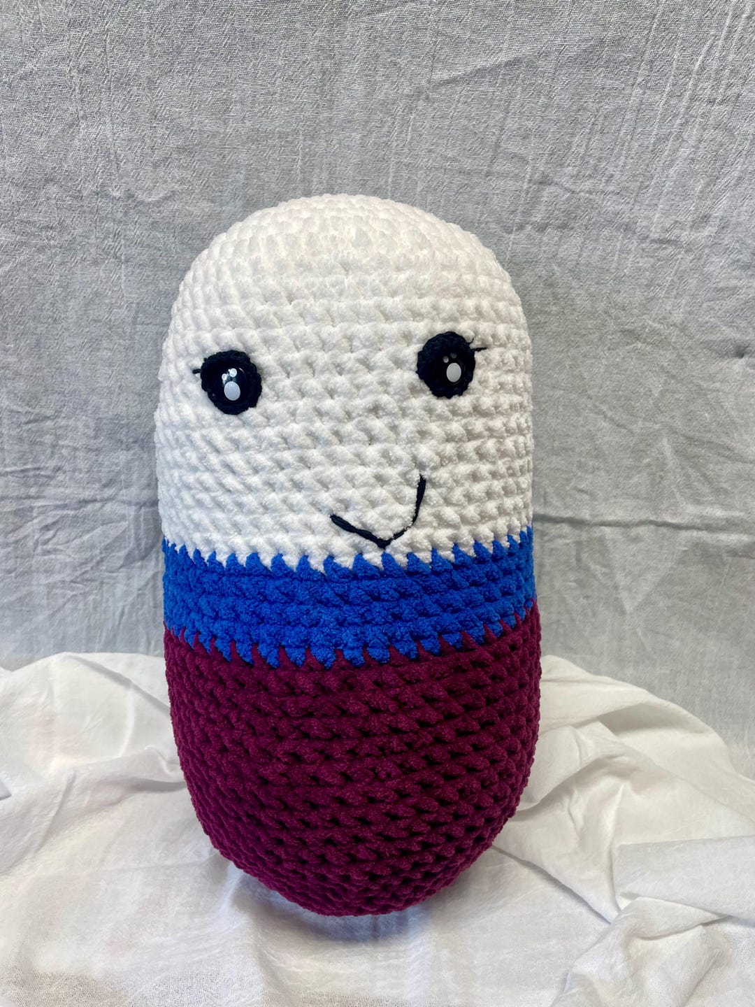 Large Happy Pill Plush - Amigurumi - Etsy