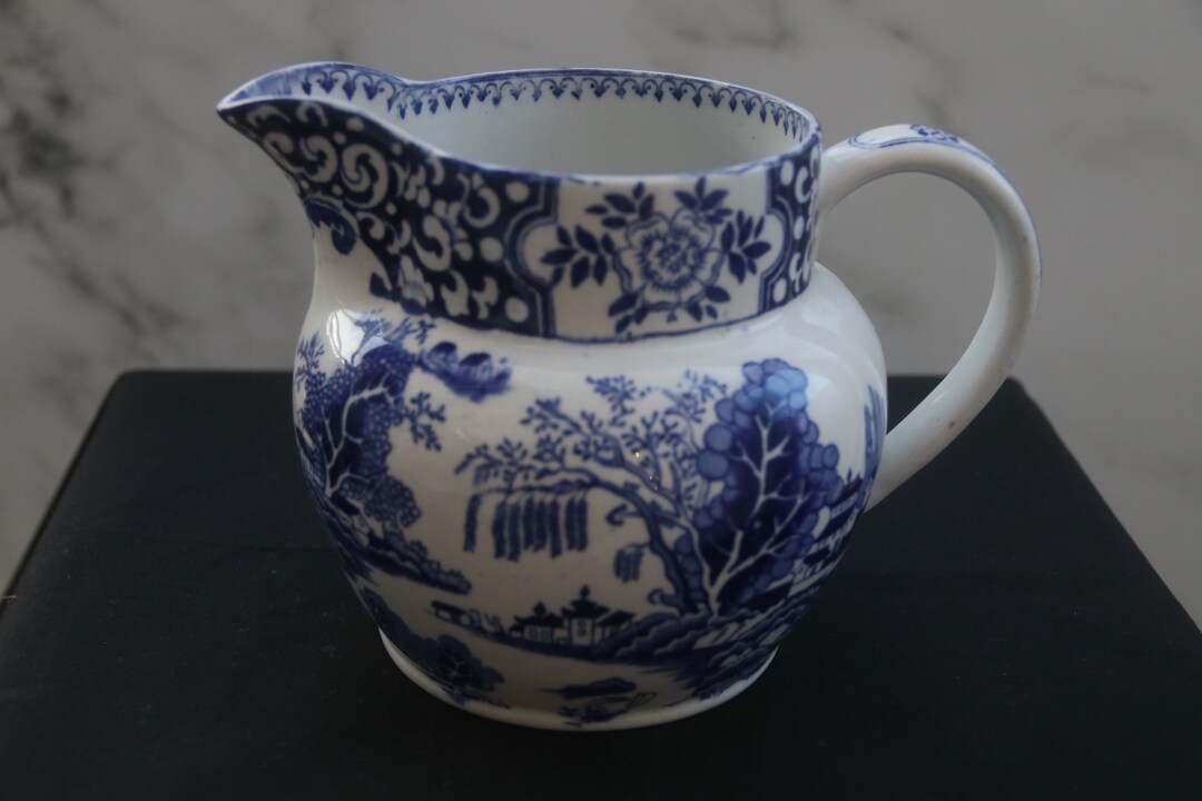 Green & Co Ming Pattern Blue and White Jug - Etsy